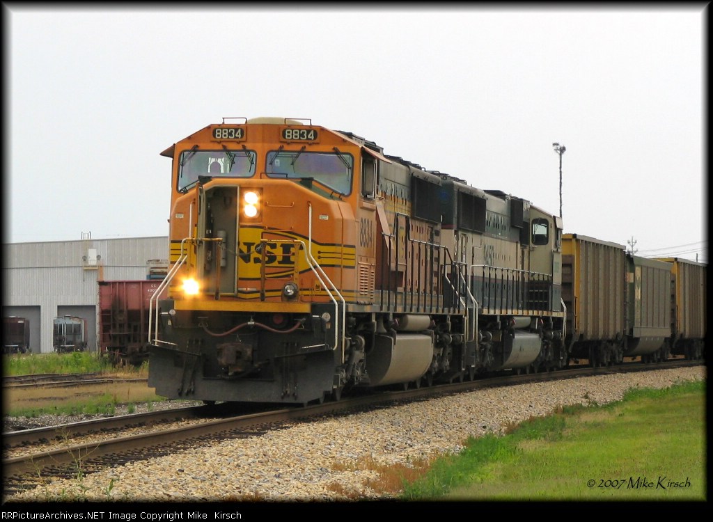 BNSF 8834